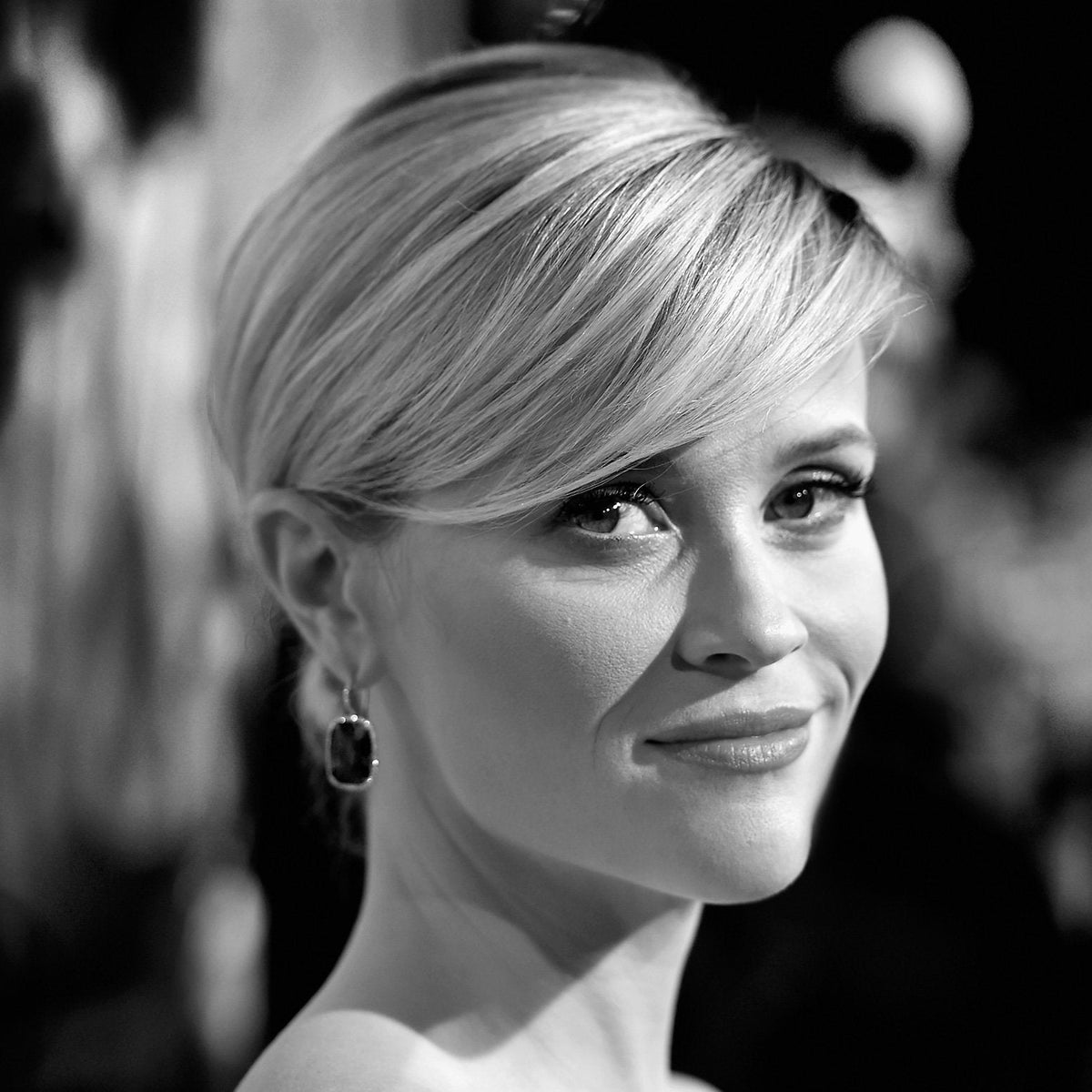 REESE WITHERSPOON – VIOLET GREY