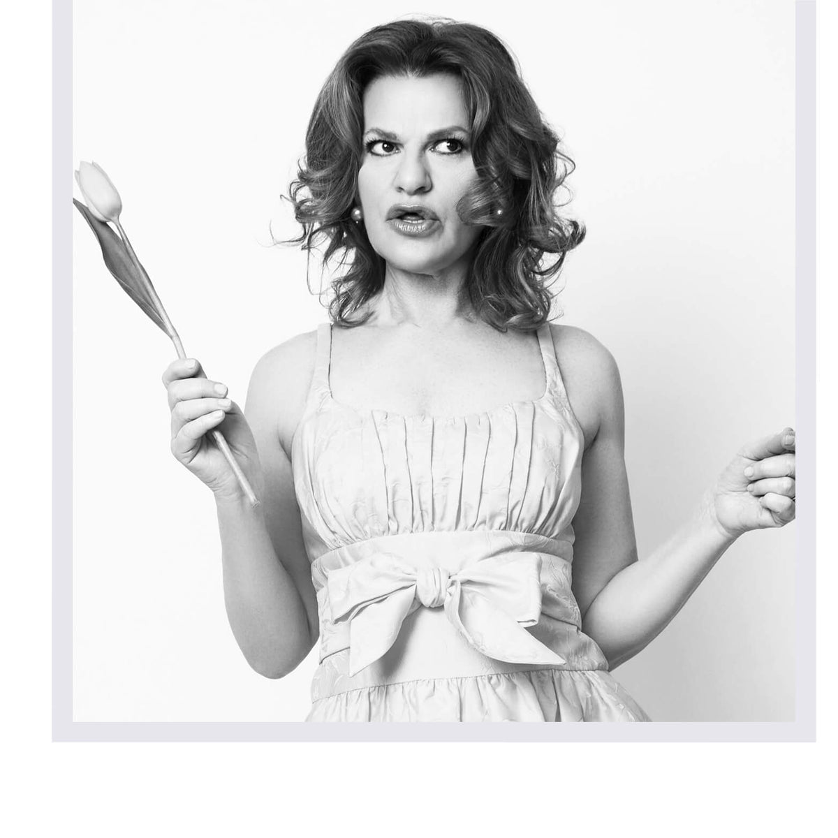 SANDRA BERNHARD – VIOLET GREY