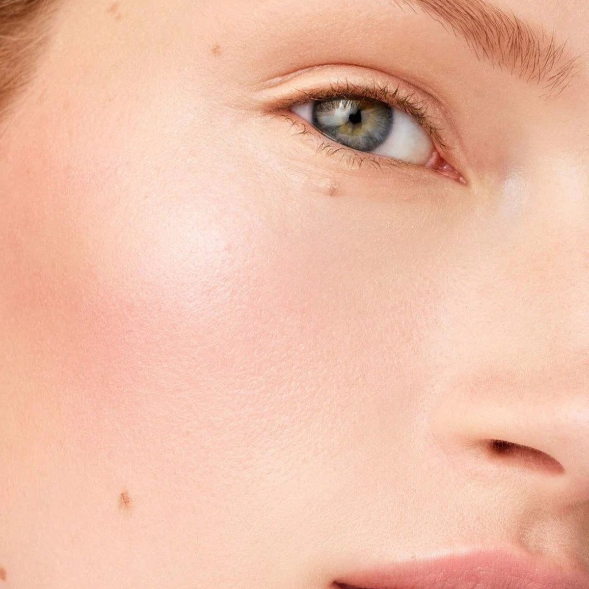 Super Loaded Tinted Highlight – VIOLET GREY